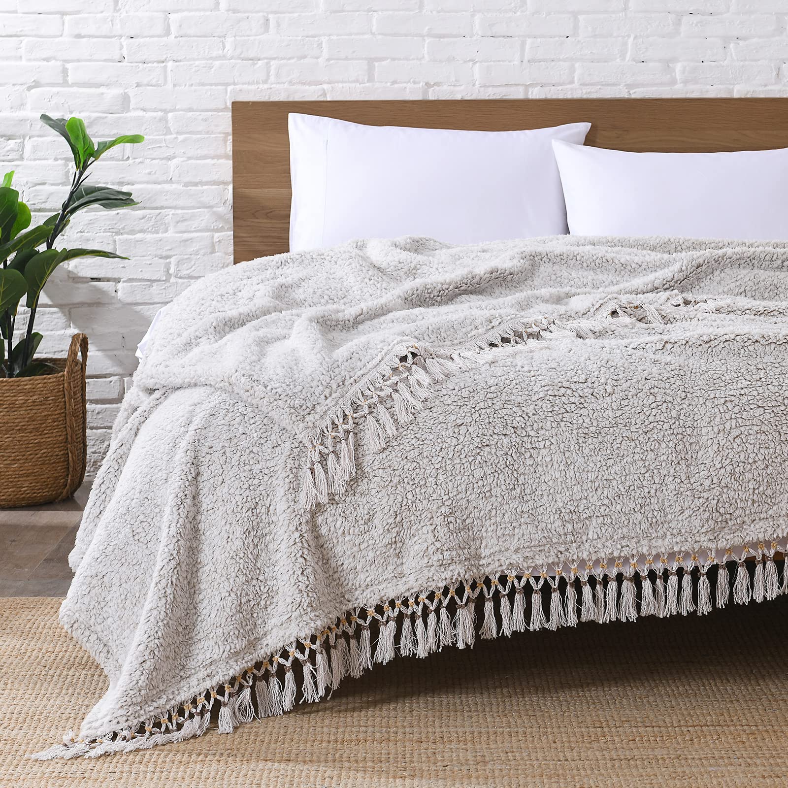 Bed Throw – Lynx Linens