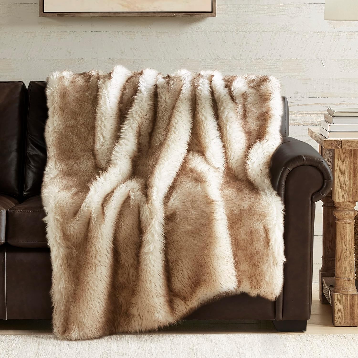 Faux Fur Throw – Lynx Linens